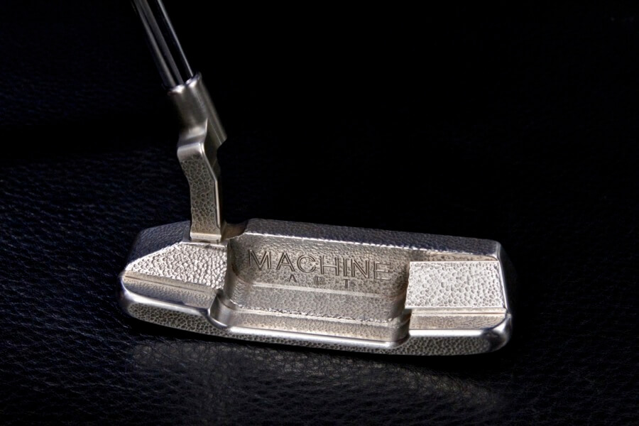 10 Monumenta Machine Putters