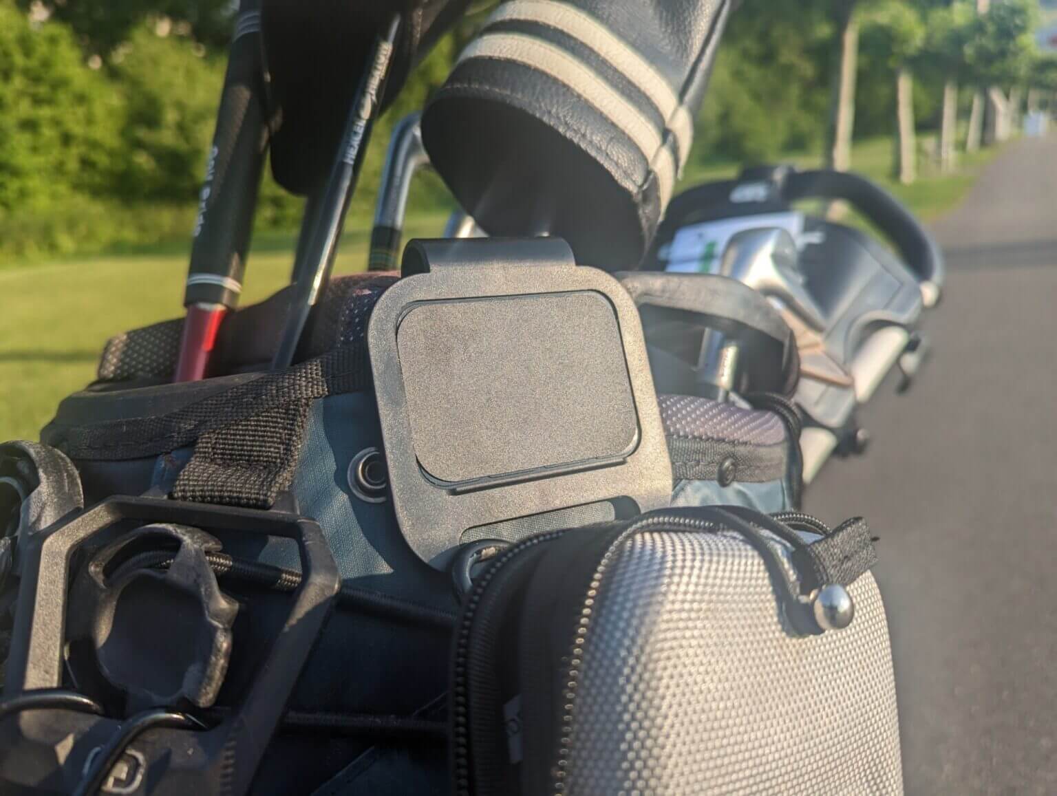 Amazon Finds: Magnetic Golf Bag Clip | MyGolfSpy