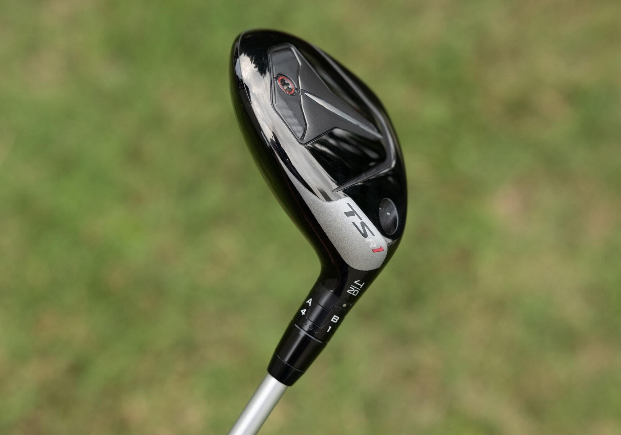 Titleist TSR1 Hybrids Review | MyGolfSpy