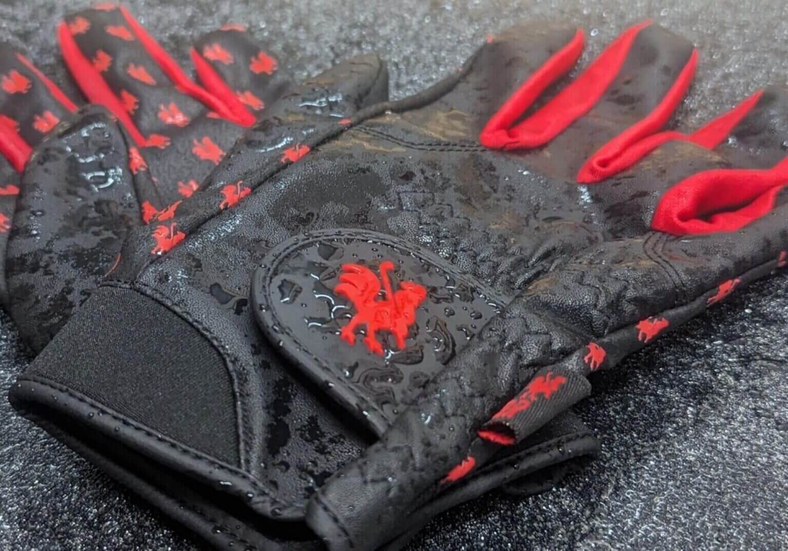 Forum Member Review: Red Rooster Rain Gloves | MyGolfSpy