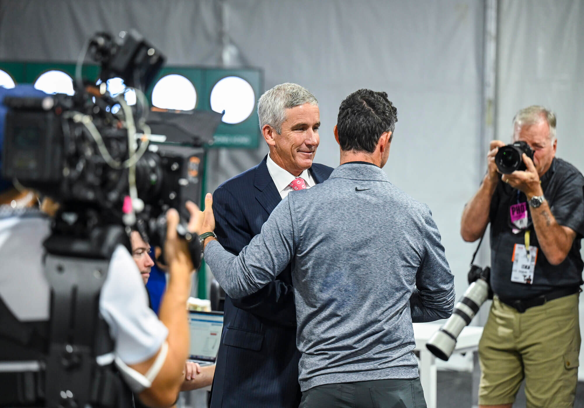 PAYNTR All Day SC | MyGolfSpy