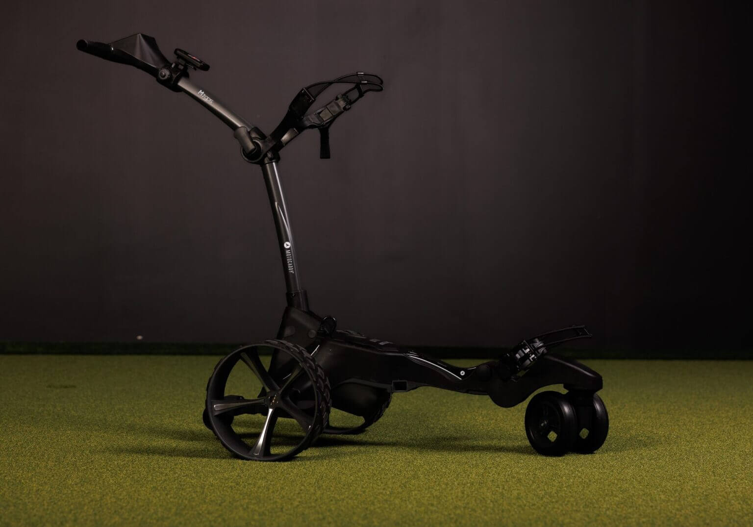 Motocaddy M7 GPS Remote Electric Caddy | MyGolfSpy