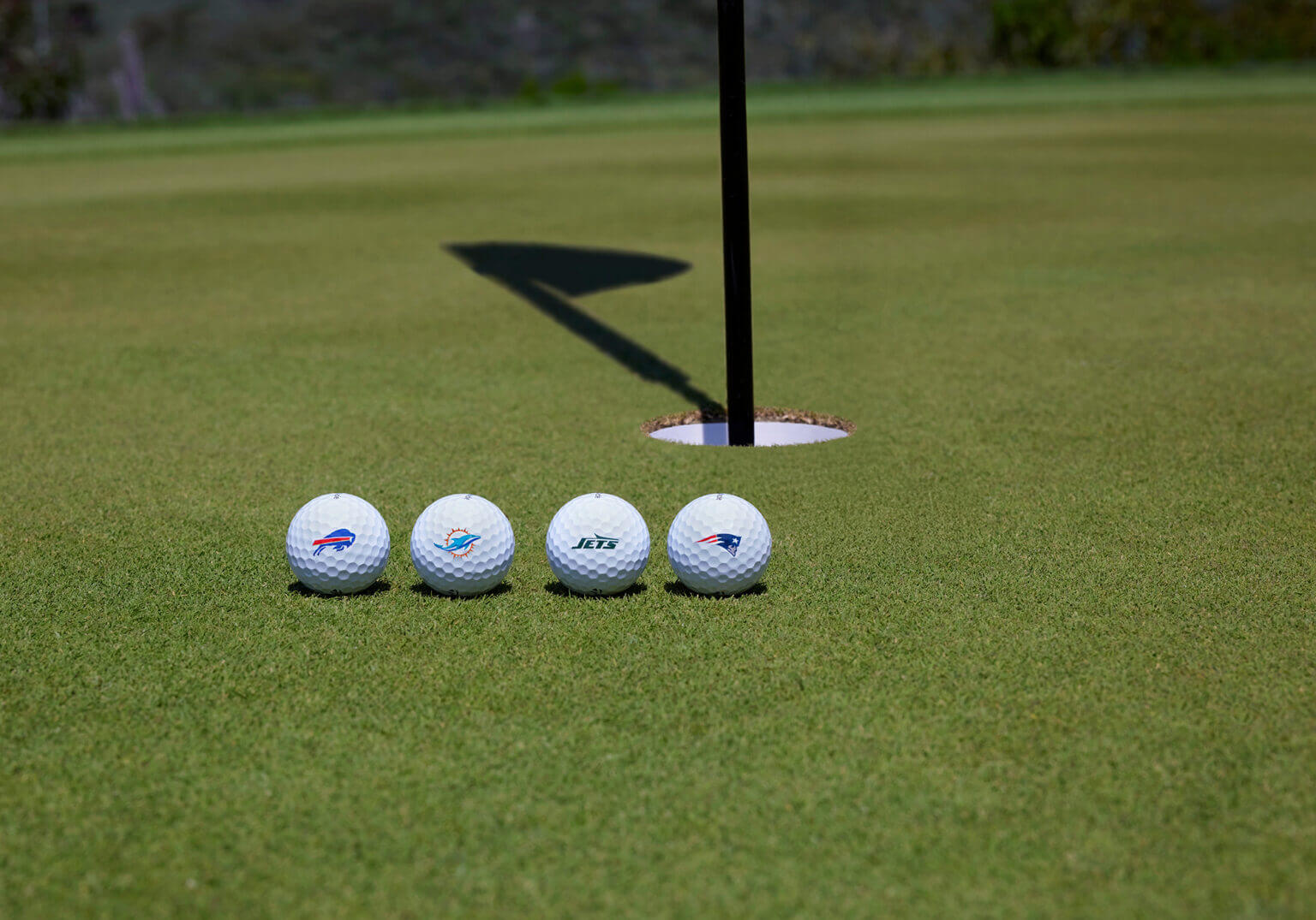 TaylorMade Goes Gridiron: New NFL Licensing Deal Brings Football To The ...