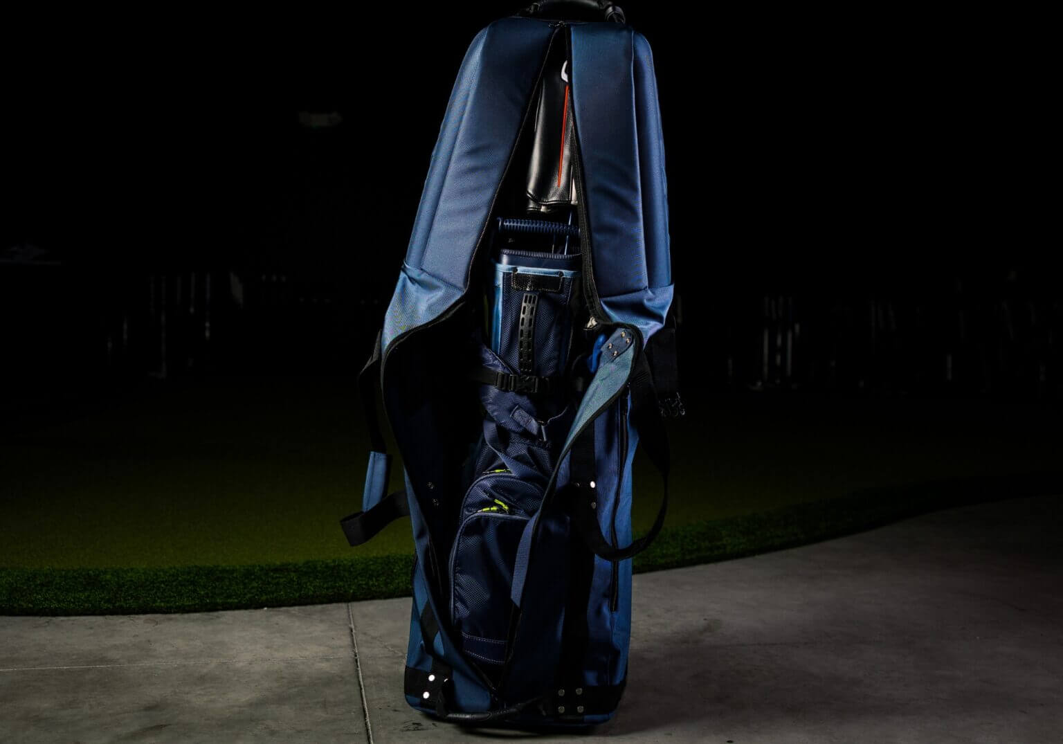 CaddyDaddy First Class Travel Bag | MyGolfSpy