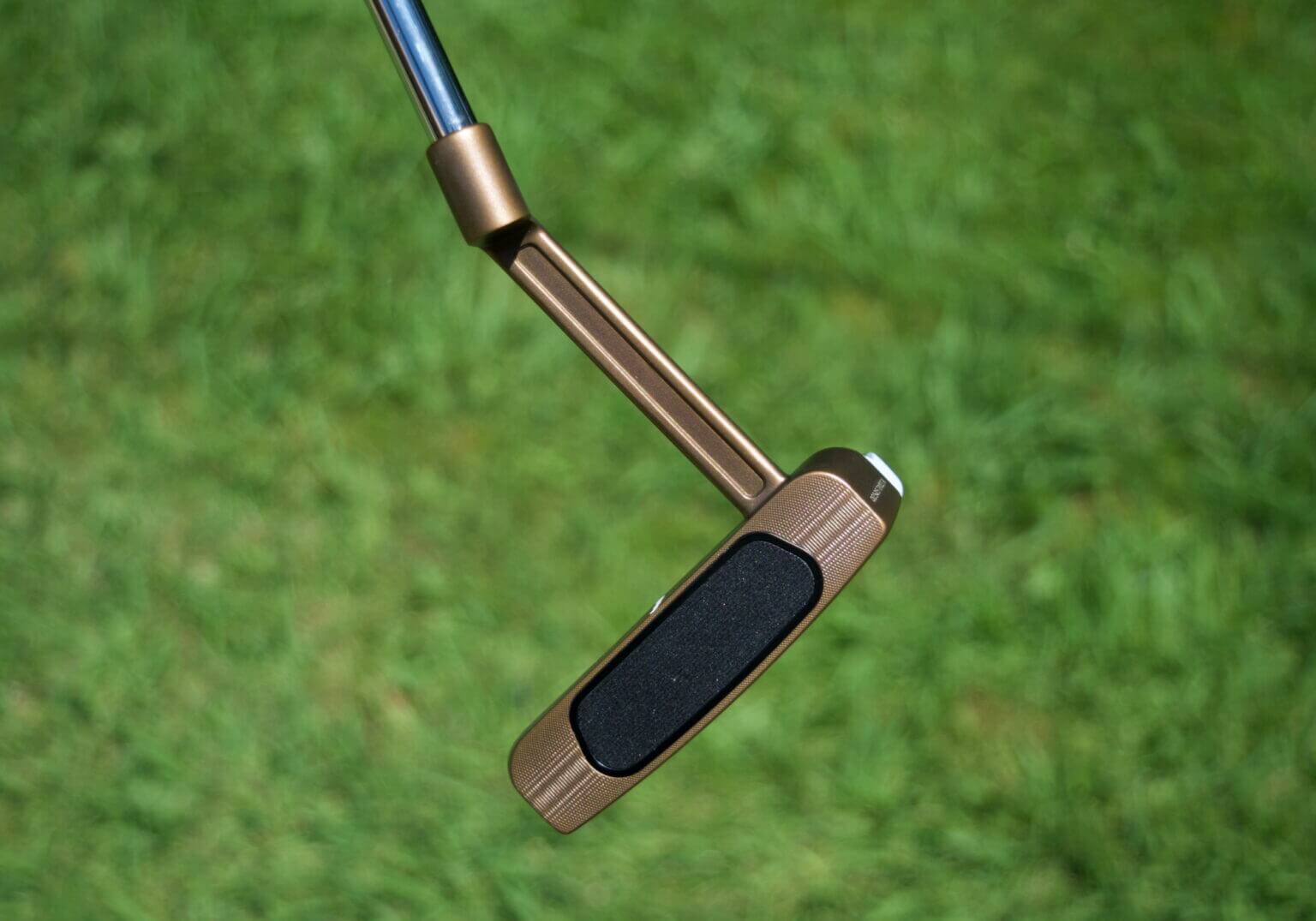Odyssey Sticks Their Neck Out With The New Giraffe Beam Putters | MyGolfSpy