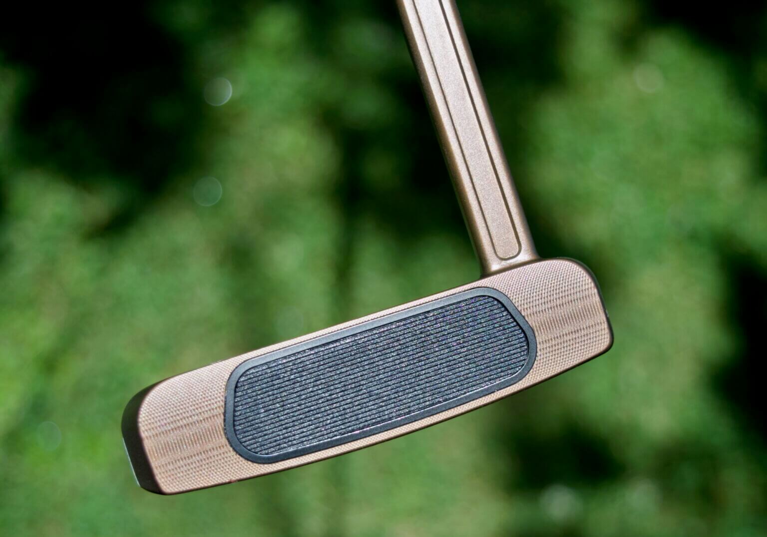 Odyssey Sticks Their Neck Out With The New Giraffe Beam Putters | MyGolfSpy