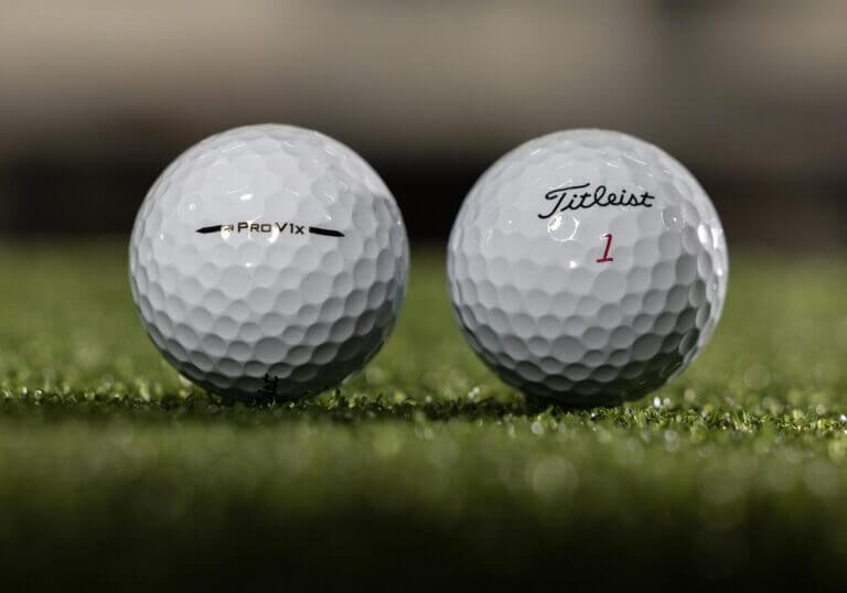 Titleist vs. Callaway Golf Balls: Which Is Best For You? (2025 Ball ...